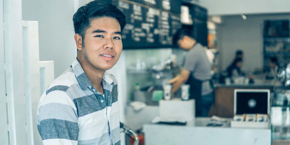 Từ tin nhắn vu vơ, youtuber dành cả thanh xuân kết nối những gia đình ...