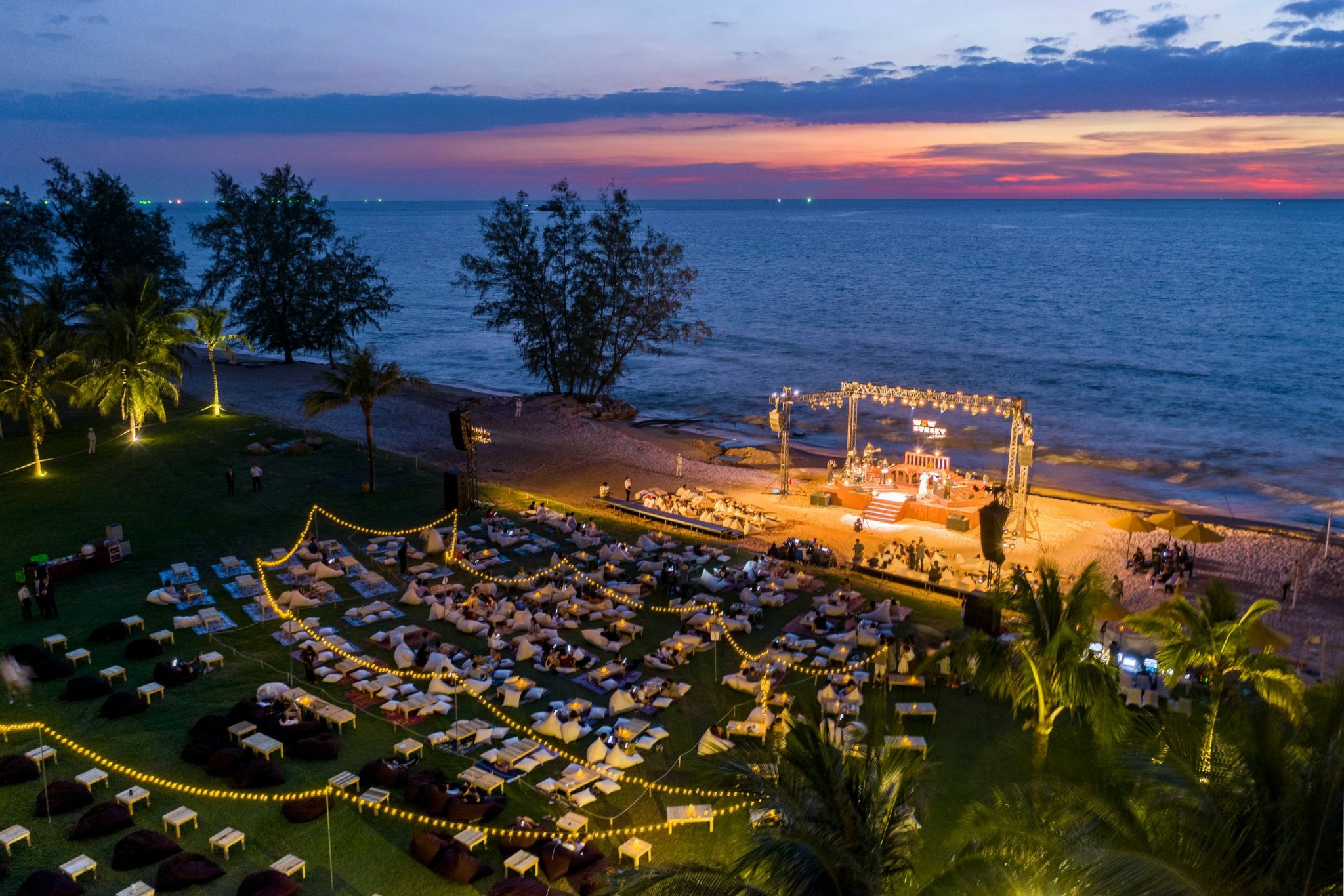 Wow Sunset Show: Lãng mạn và ấn tượng - Bồng bềnh giữa hoàng hôn, nhâm ...