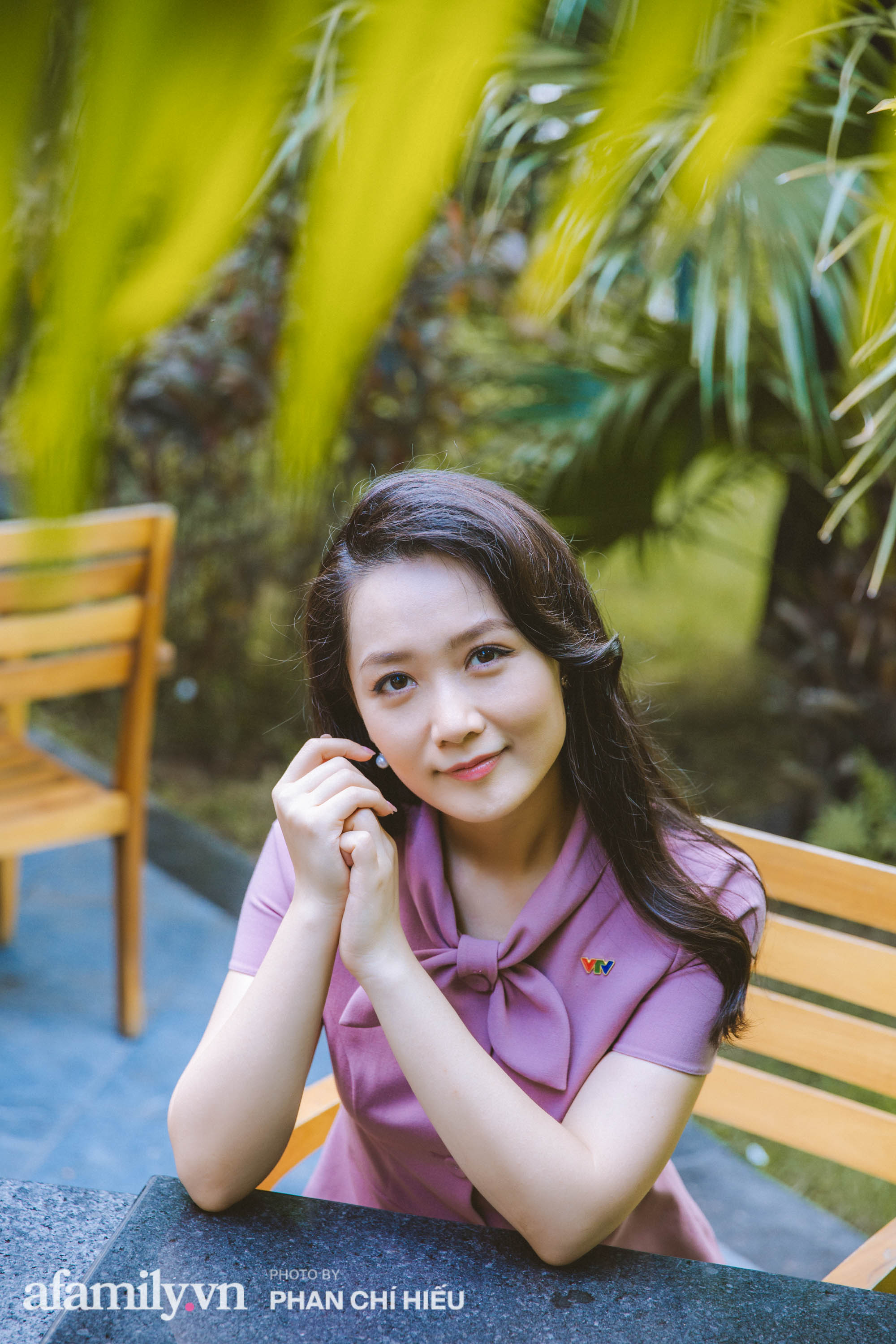 MC Thu Hà của Bản tin Thời sự 19h lần đầu tiết lộ bí mật về chiếc áo ...