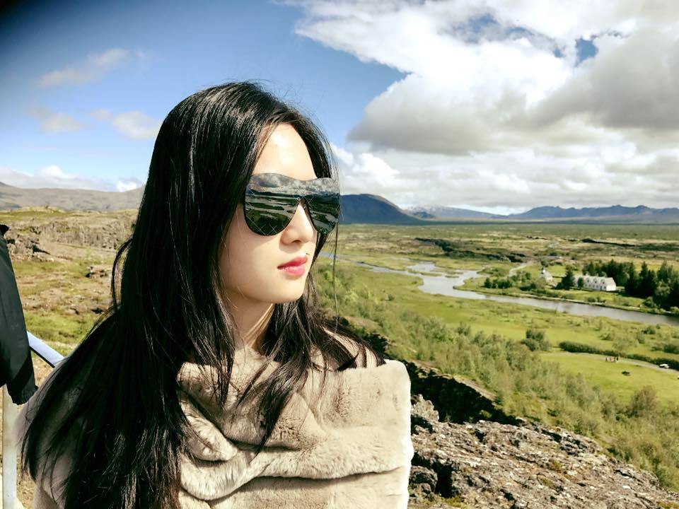 Nhan sắc khác lạ của Anh Sa - ái nữ tập đoàn Tân Hoàng Minh sau thời ...