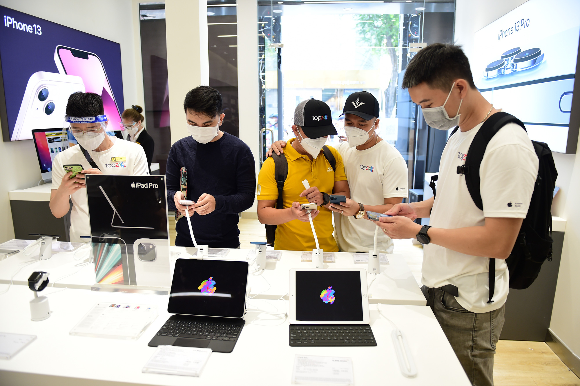 TGDĐ khai trương TopZone - chuỗi mới chuyên bán đồ Apple tại cả Sài Gòn ...