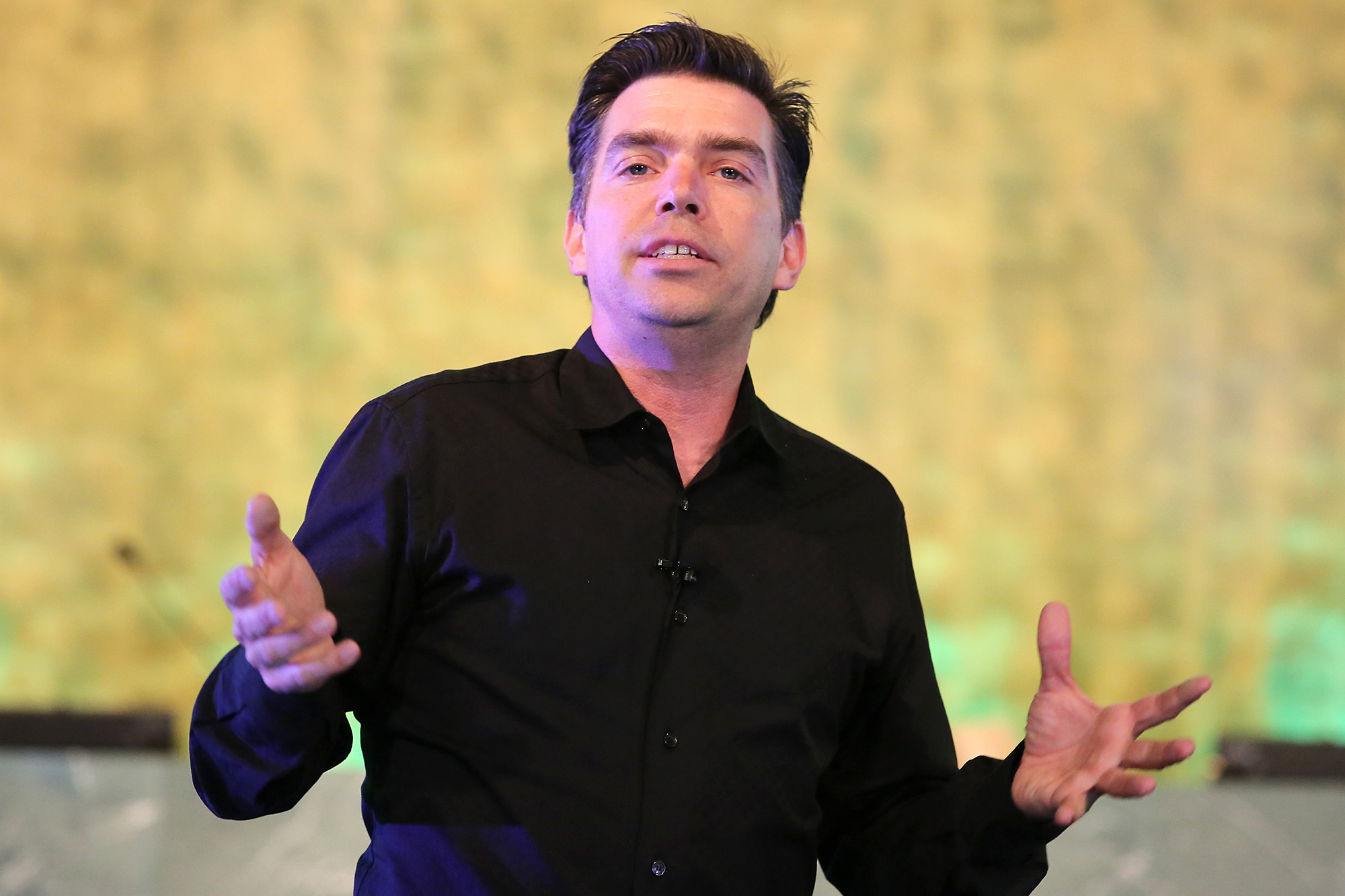 Tỷ phú 'sáng lập' Google tạo trang web bêu xấu vợ gốc Việt để khỏi chia ...