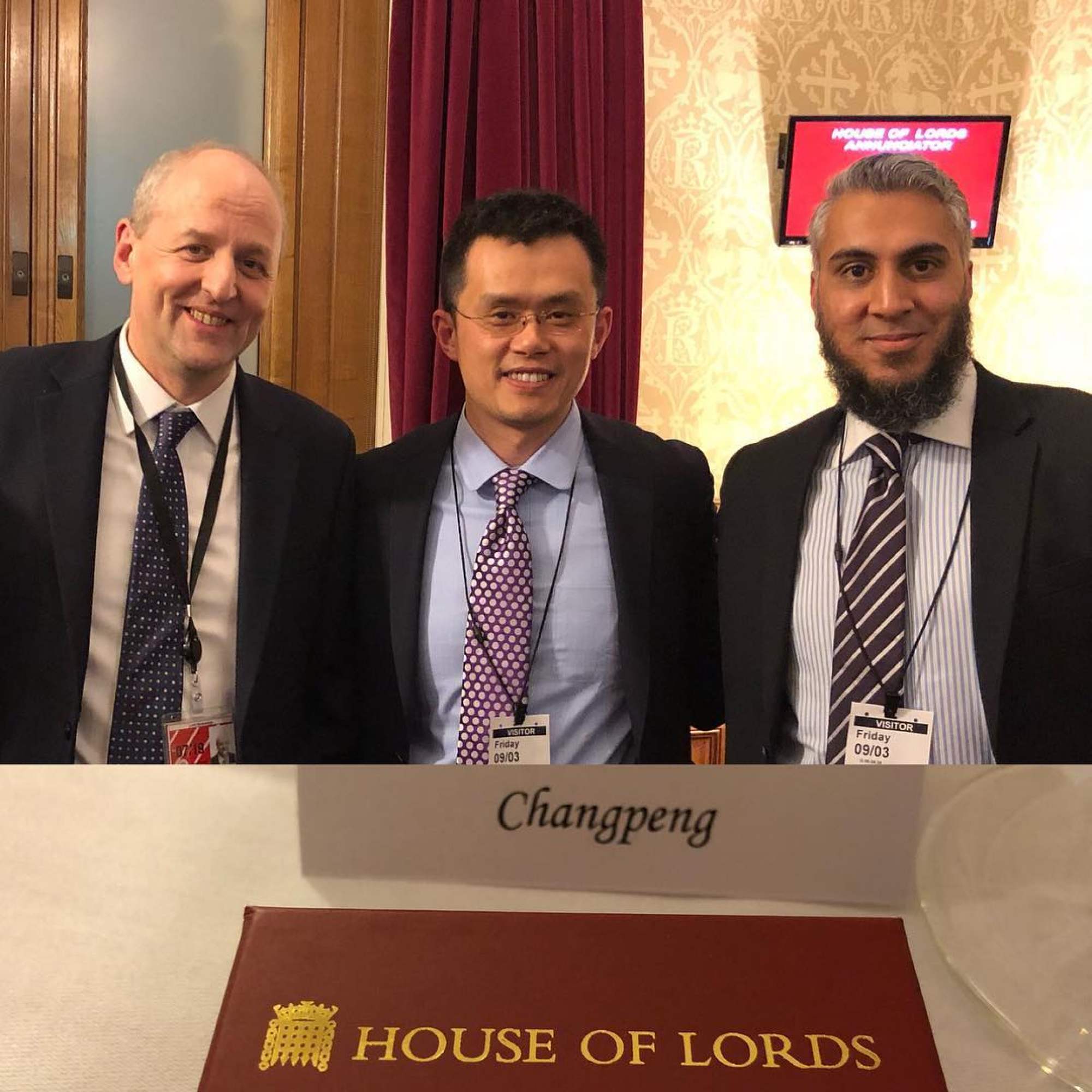 'Vua tiền số' Zhao Changpeng: Cựu nhân viên McDonald's thành tỷ phú ...