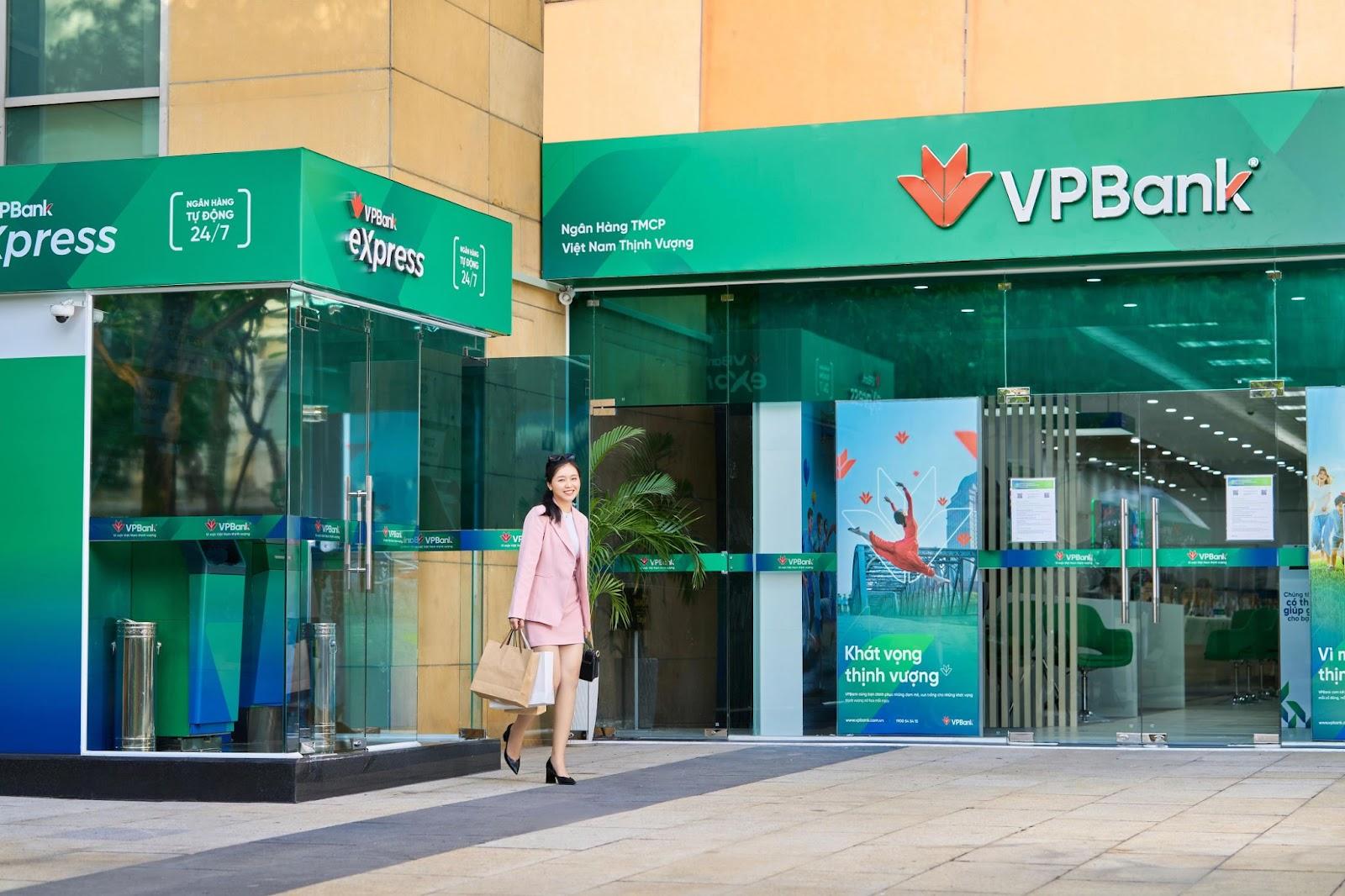 Nhà thiết kế kể công cuộc "tái định vị" VPBank, giải mã những thay đổi ...
