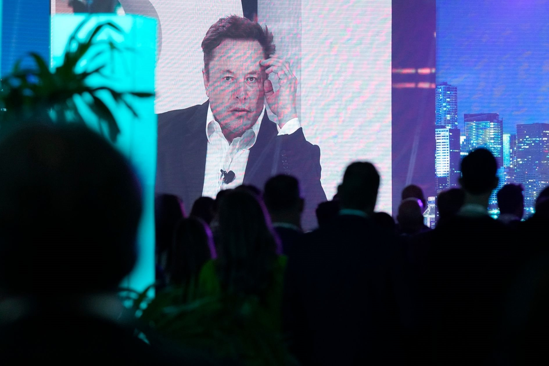 'Superman' Elon Musk khởi nghiệp 1 lần nữa ở tuổi 51: Thành lập startup ...