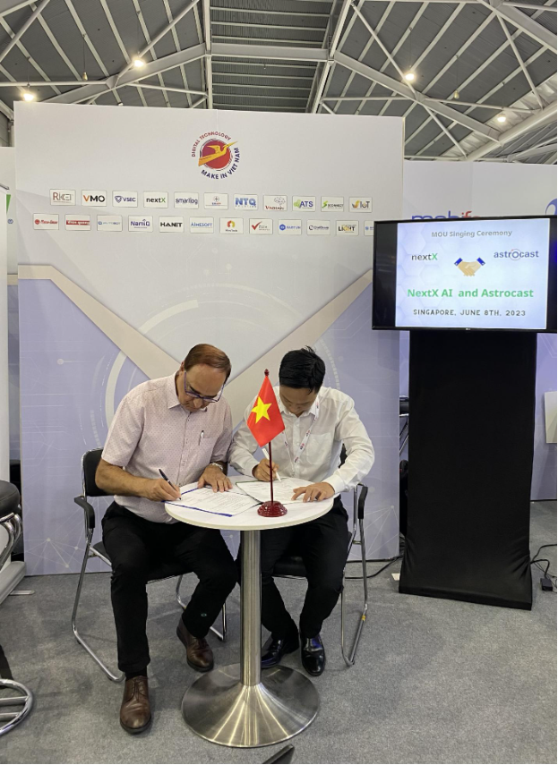 NextX AI bắt tay với Astrocast nhà điều hành vệ tinh tại AsiaTech x ...
