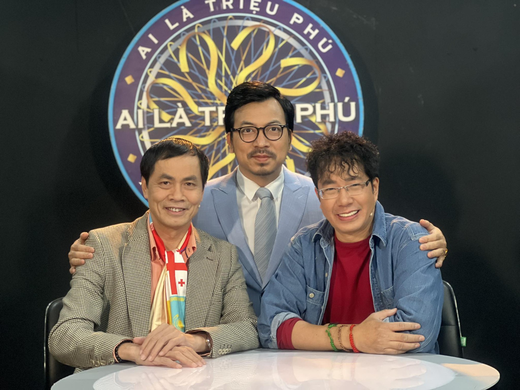 Nhà báo Trương Anh Ngọc kể chuyện làm báo, mê xê dịch: 2 lần suýt chết và 1 lần bị đe dọa tính ...