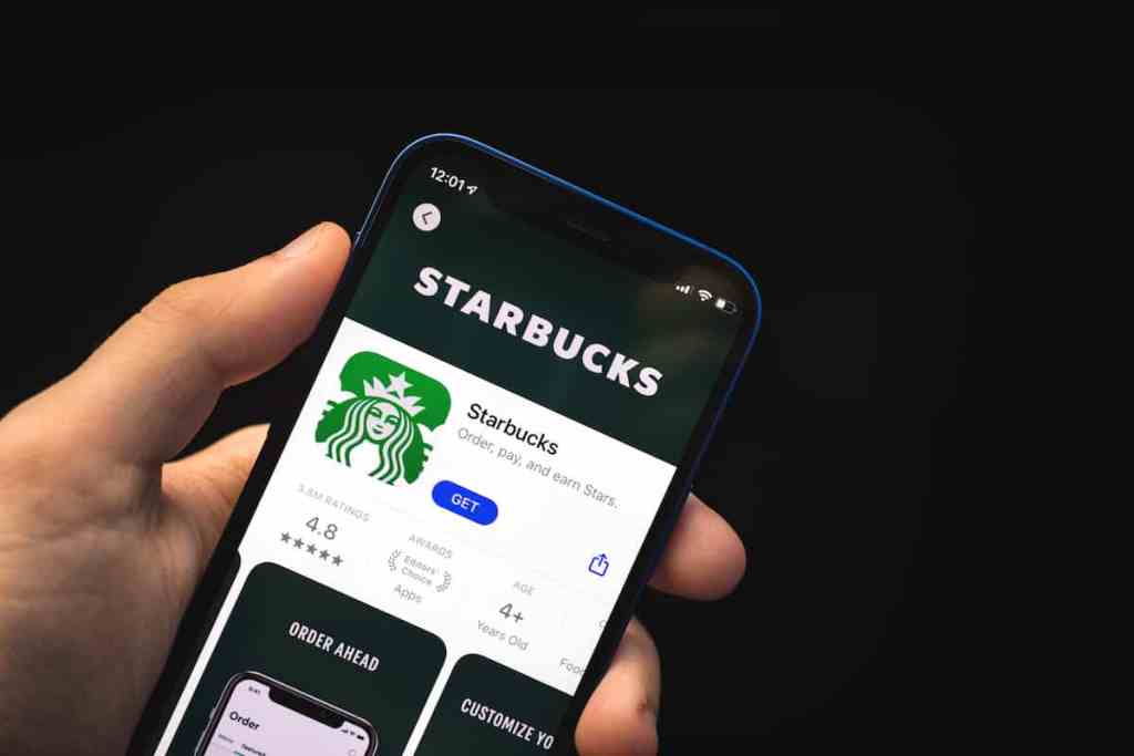 Nóng: Starbucks bị cáo buộc chiếm dụng 900 triệu USD của khách hàng ...
