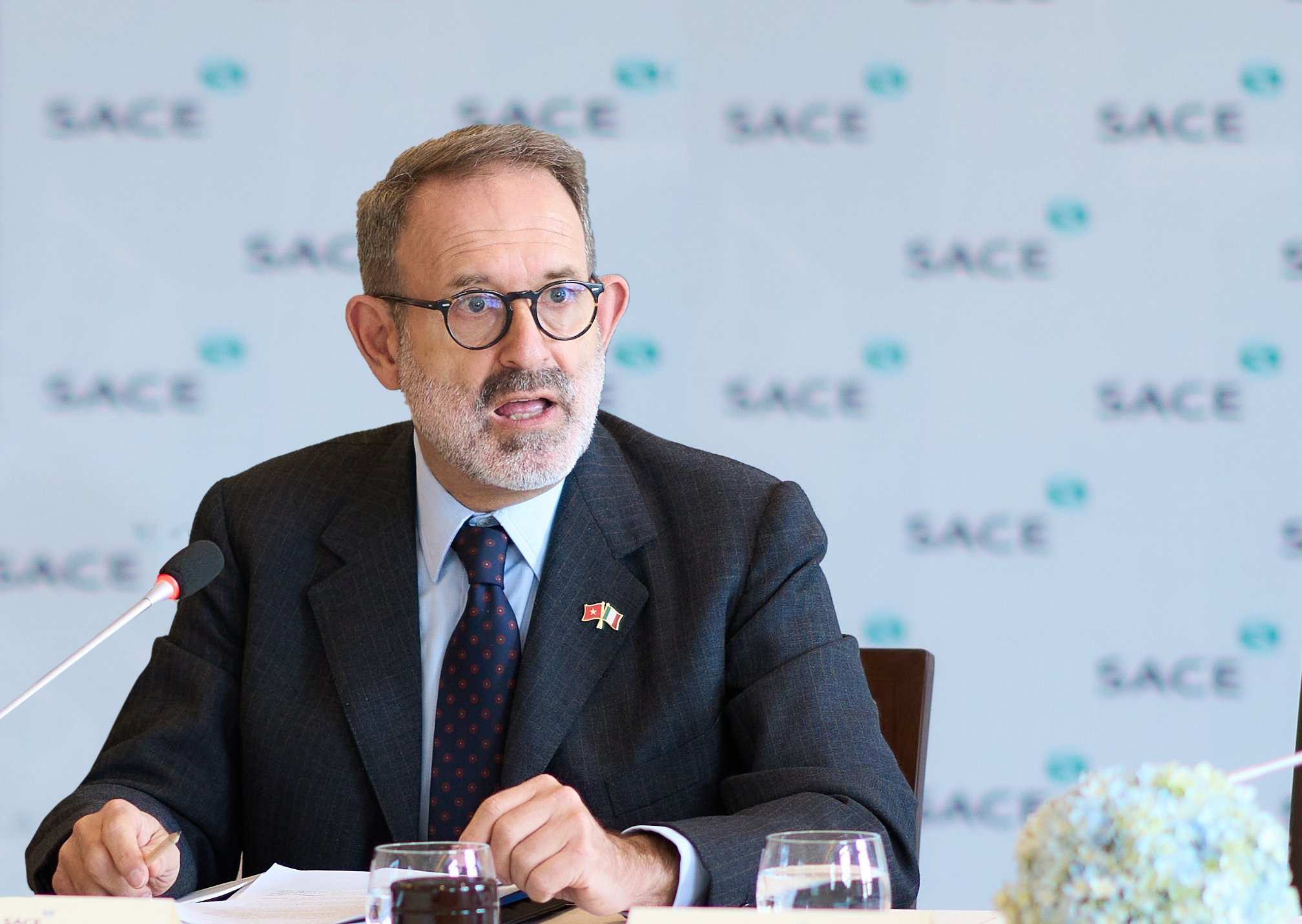 Từng hậu thuẫn cho Nutifood và PV Power vay hàng trăm triệu đô, Tập ...