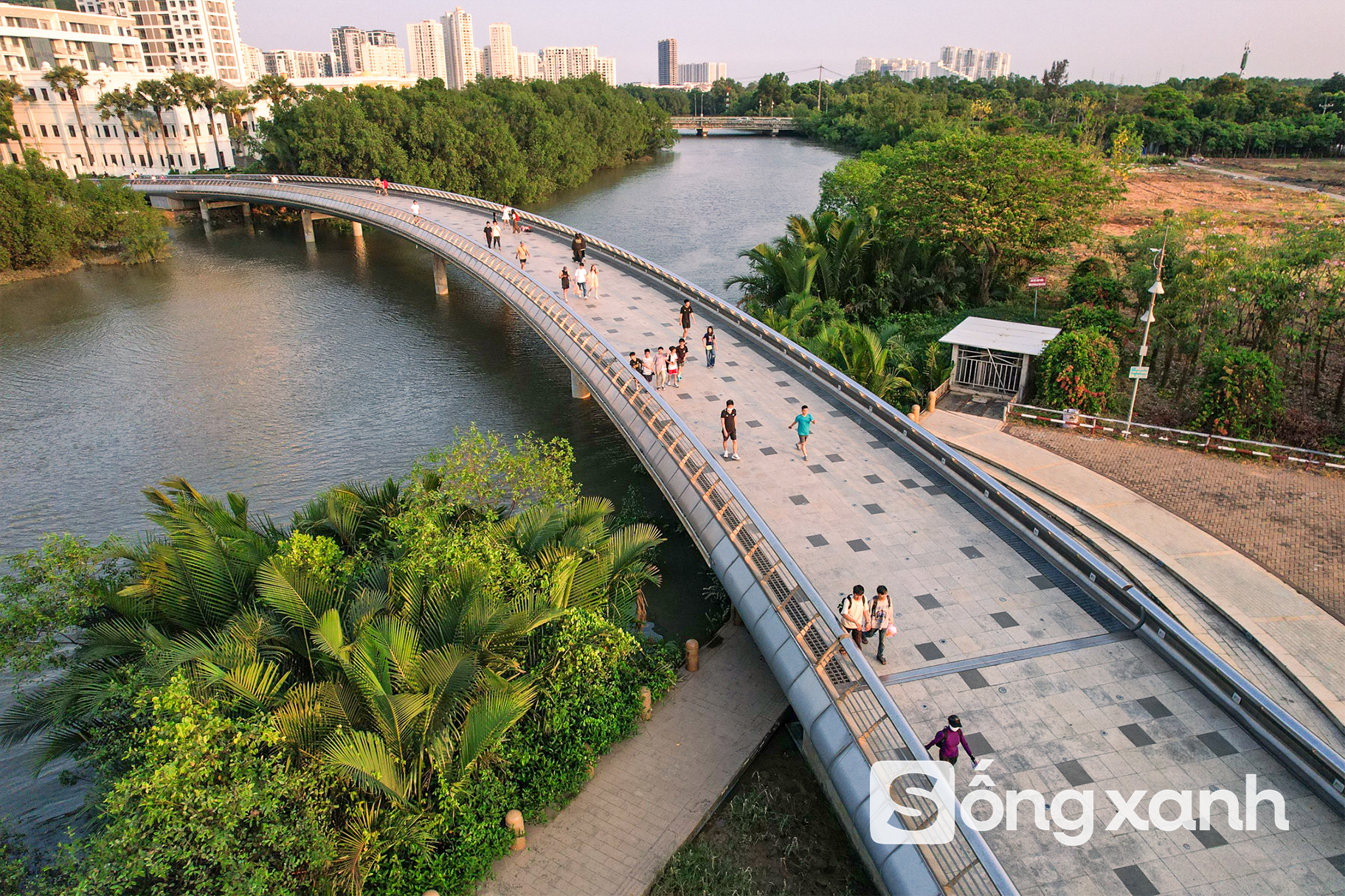 Từ vùng đầm lầy ngập nước ở TP đông dân nhất Việt Nam biến hình thành ...