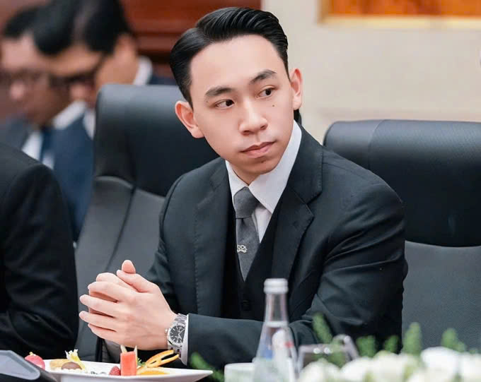 Công ty do Phạm Nhật Minh Hoàng làm CEO tăng vốn điều lệ lên gấp 10 lần