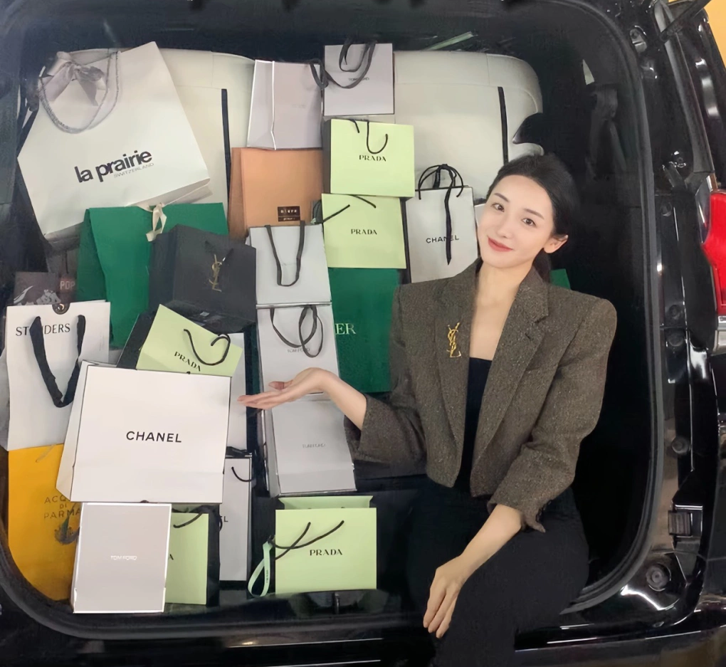 Sở hữu biệt viện 1.200m2 giữa thành phố “tấc đất tấc vàng”, người phụ nữ U35: “Phải dùng ô tô đi ...