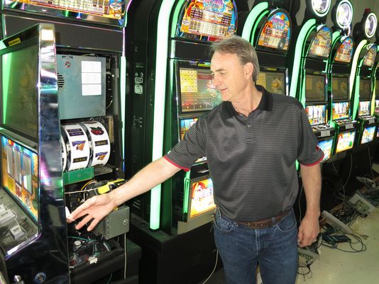 Jon Yarbrough: Từ chiếc bàn Bi-lắc tới đế chế trò chơi tỷ đô