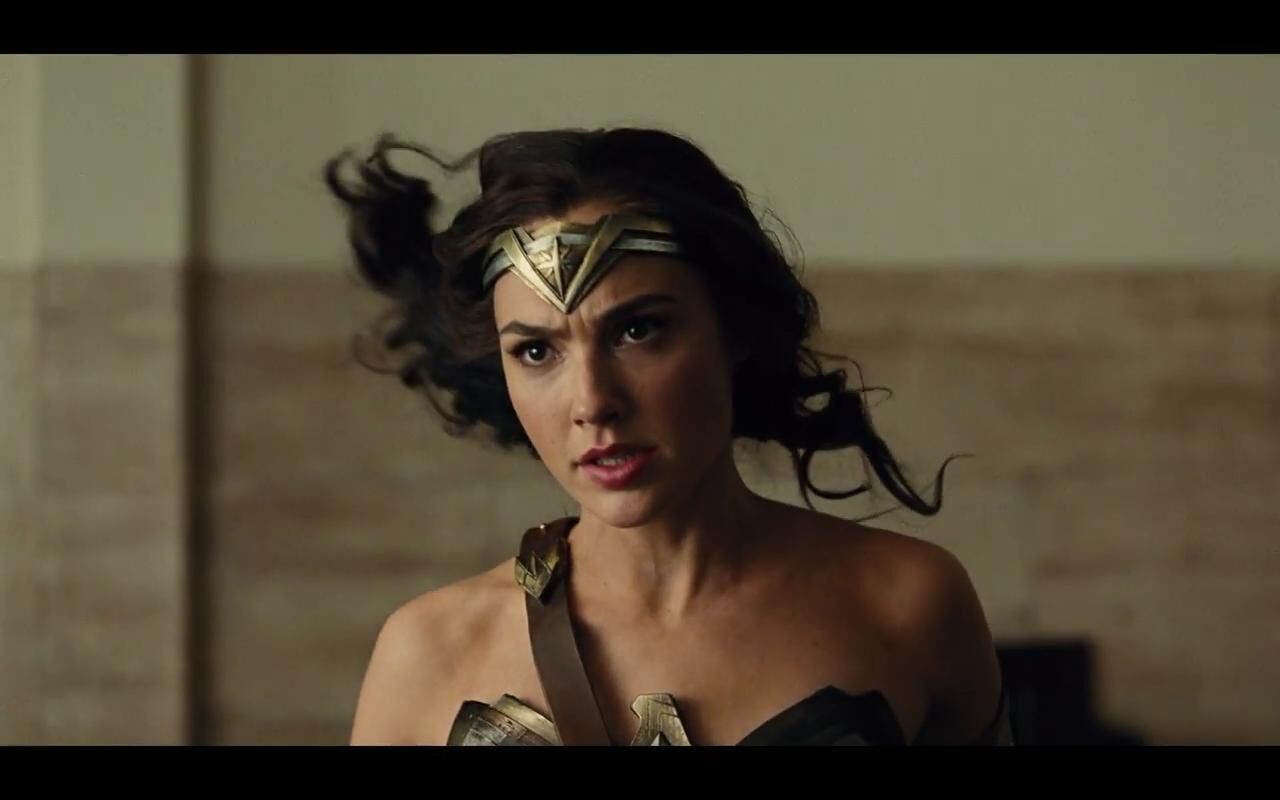 Wonder Woman sẽ sát cánh cùng The Flash trong bom tấn Justice League