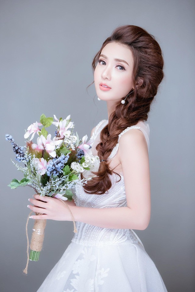 Linh Napie: Từ nữ diễn viên trở thành sáng lập thương hiệu mỹ phẩm