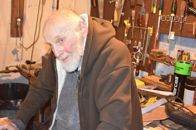 Cụ Arthur Ashkin, người giành giải Nobel cao tuổi nhất thế giới đang ...