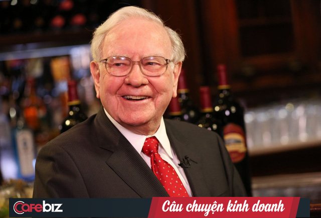 Warren Buffett: "Cuộc đời giống như chơi golf, nếu người nào cũng đưa ...