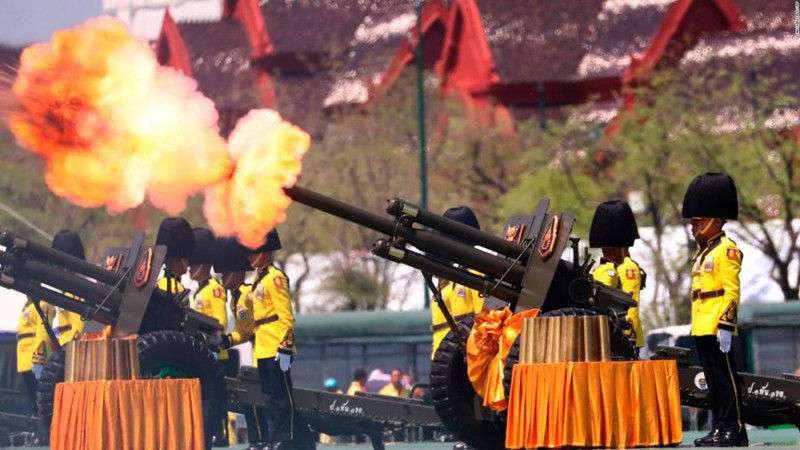 Toàn cảnh lễ đăng quang của Nhà vua Thái Lan Rama X