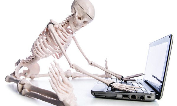skeletoncomputer-e1420604363691-700x421-1448101007950.jpg