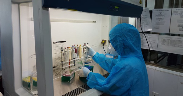 Vì sao BN 994 âm tính ngay sau khi có kết qua dương tính với SARS-CoV-2