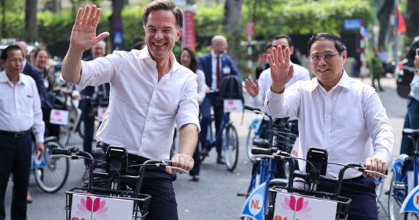 Chân dung Thủ tướng Hà Lan Mark Rutte: Thích đi xe đạp, vẫn đi dạy vào ...