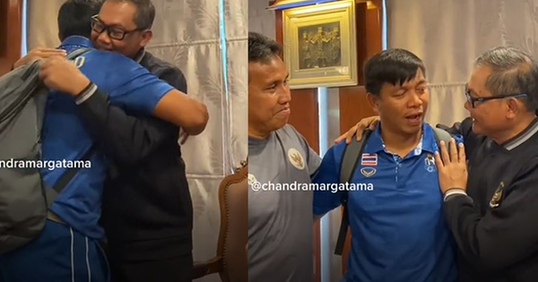 Trợ lý HLV U22 Thái Lan khóc nức nở, xin lỗi trưởng đoàn U22 Indonesia