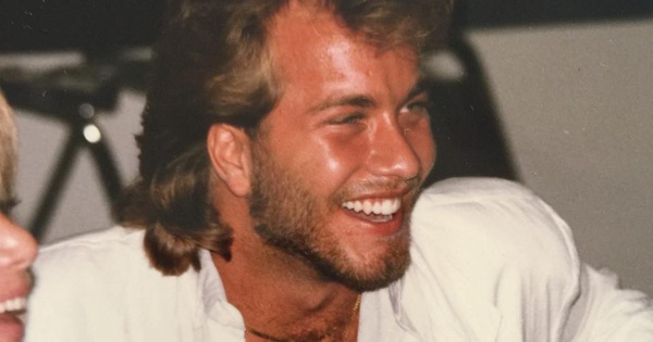 Todd Christopher: 17 tuổi bỏ học đi làm tóc, giờ là 1 trong 400 người ...