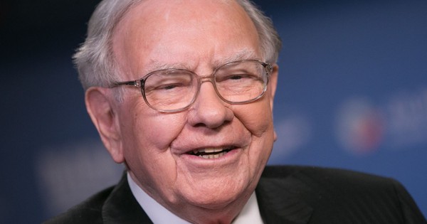 Tỷ phú Warren Buffett: Tôi yêu mỗi ngày và nếu bằng tuổi tôi mà chẳng ...